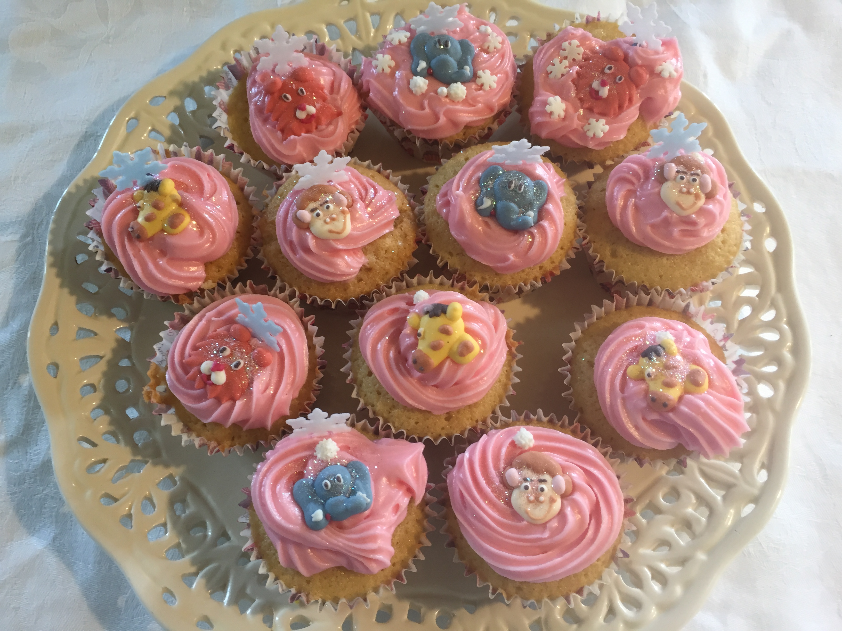 Iced Fairy Cake Recipe Families Online iced-fairy-cake-recipe-families-online